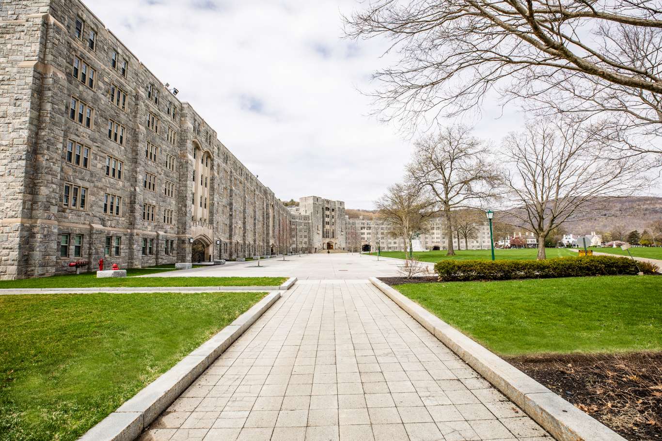 Experience Academy Tour in Virtual Reality.